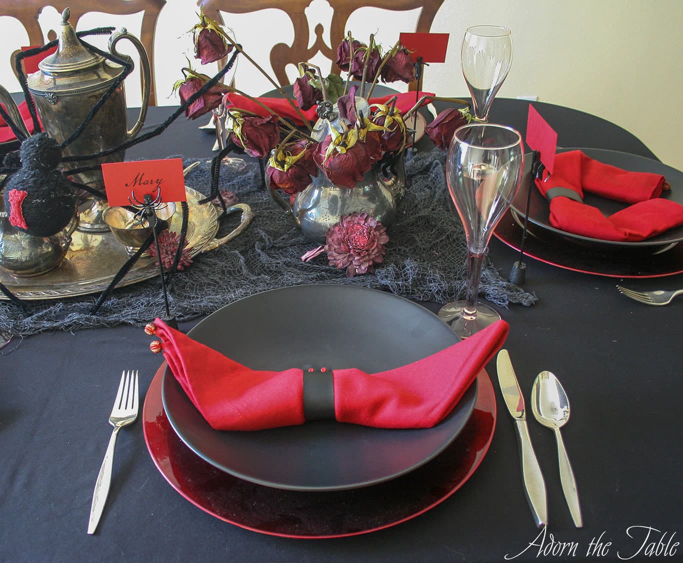 Creepy Halloween Table Setting - Easy DIY - Adorn the Table