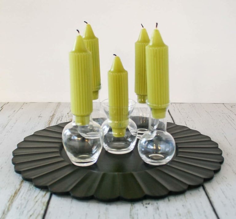 6 Ultimate Ways to Decorate a Dining Table with Candles - Adorn the Table