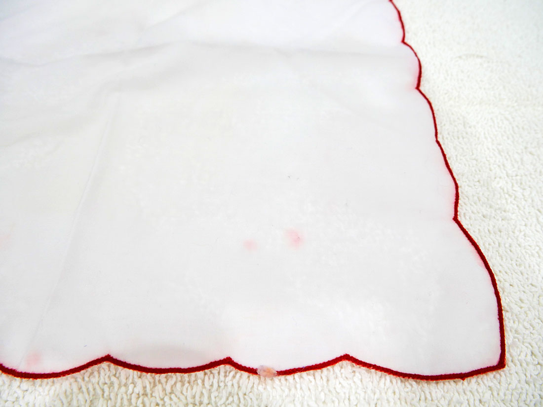 Cleaning Vintage Table Linens: Tried and Tested Methods With ...