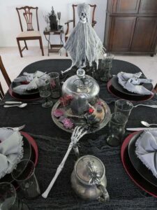 Creating a Spooky Halloween Skeleton Tablescape: DIY Ideas and ...