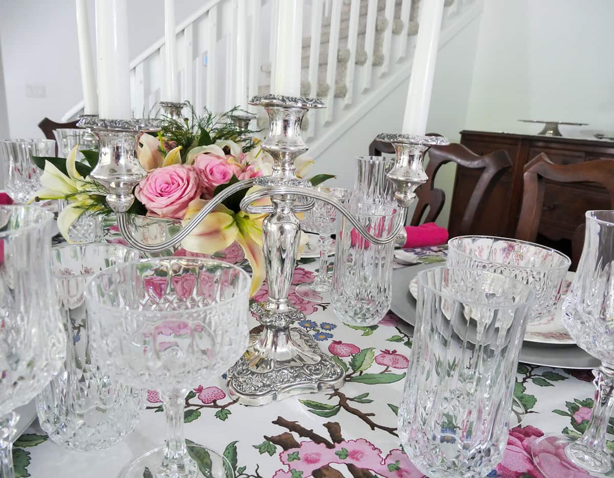 How to Create a Bridgerton Inspired Tablescape: Elegant & Timeless ...