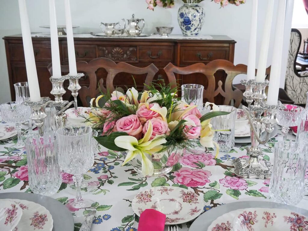 How to Create a Bridgerton Inspired Tablescape: Elegant & Timeless ...
