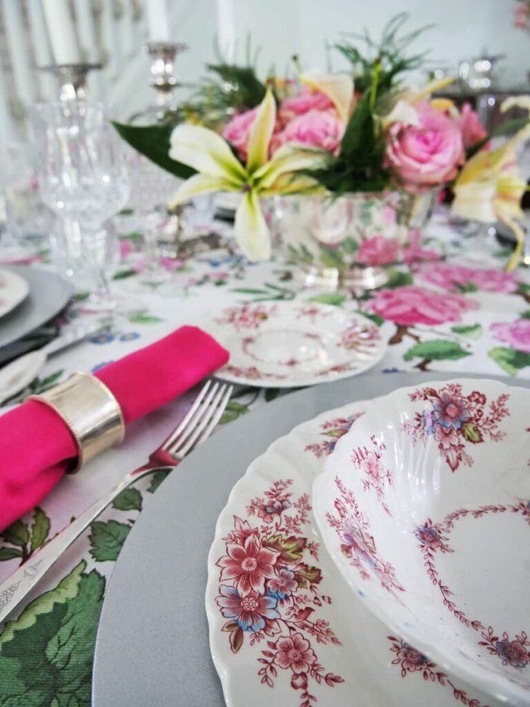 How to Create a Bridgerton Inspired Tablescape: Elegant & Timeless ...