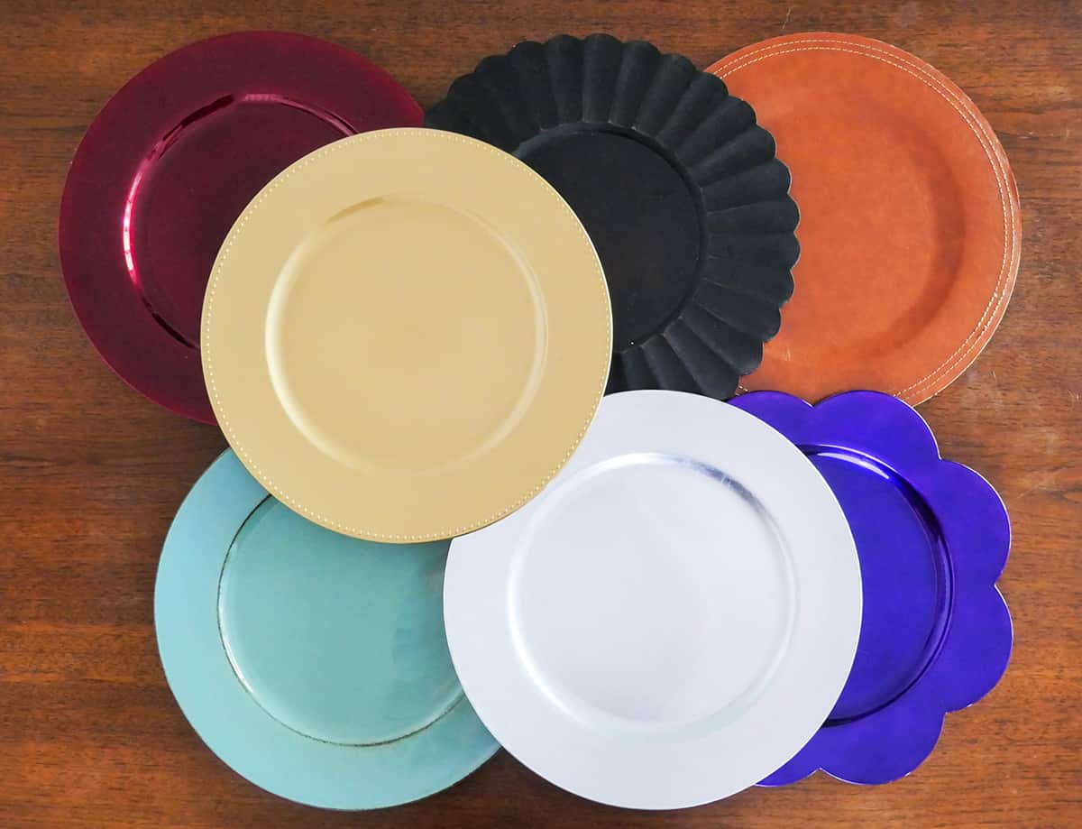 What are Charger Plates and Why Do You NEED Them? - Adorn the Table